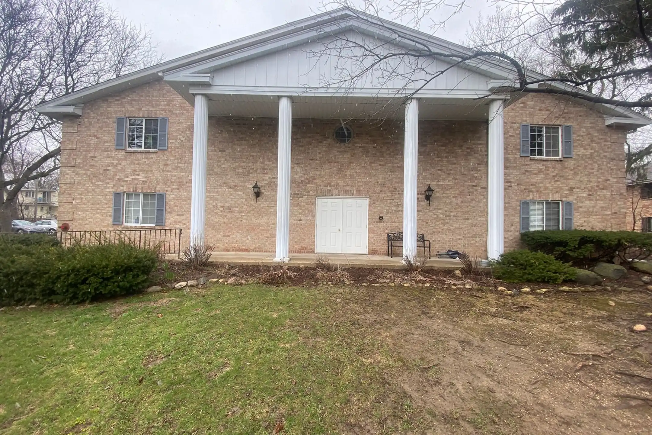 11100 W Janesville Rd unit 205 - Hales Corners, WI 53130 ...