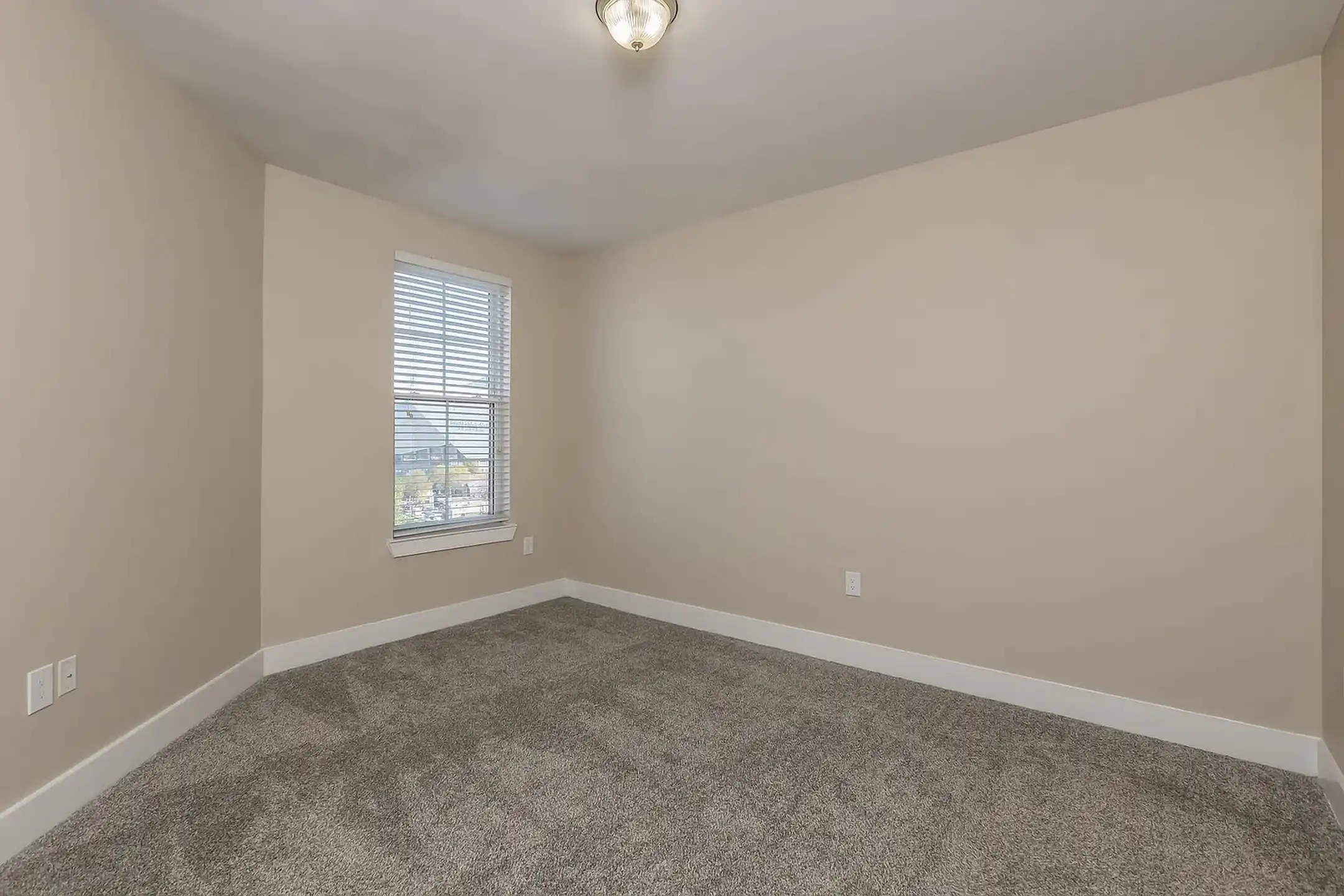 InTown Lofts - Atlanta, GA 30313 | ApartmentGuide.com