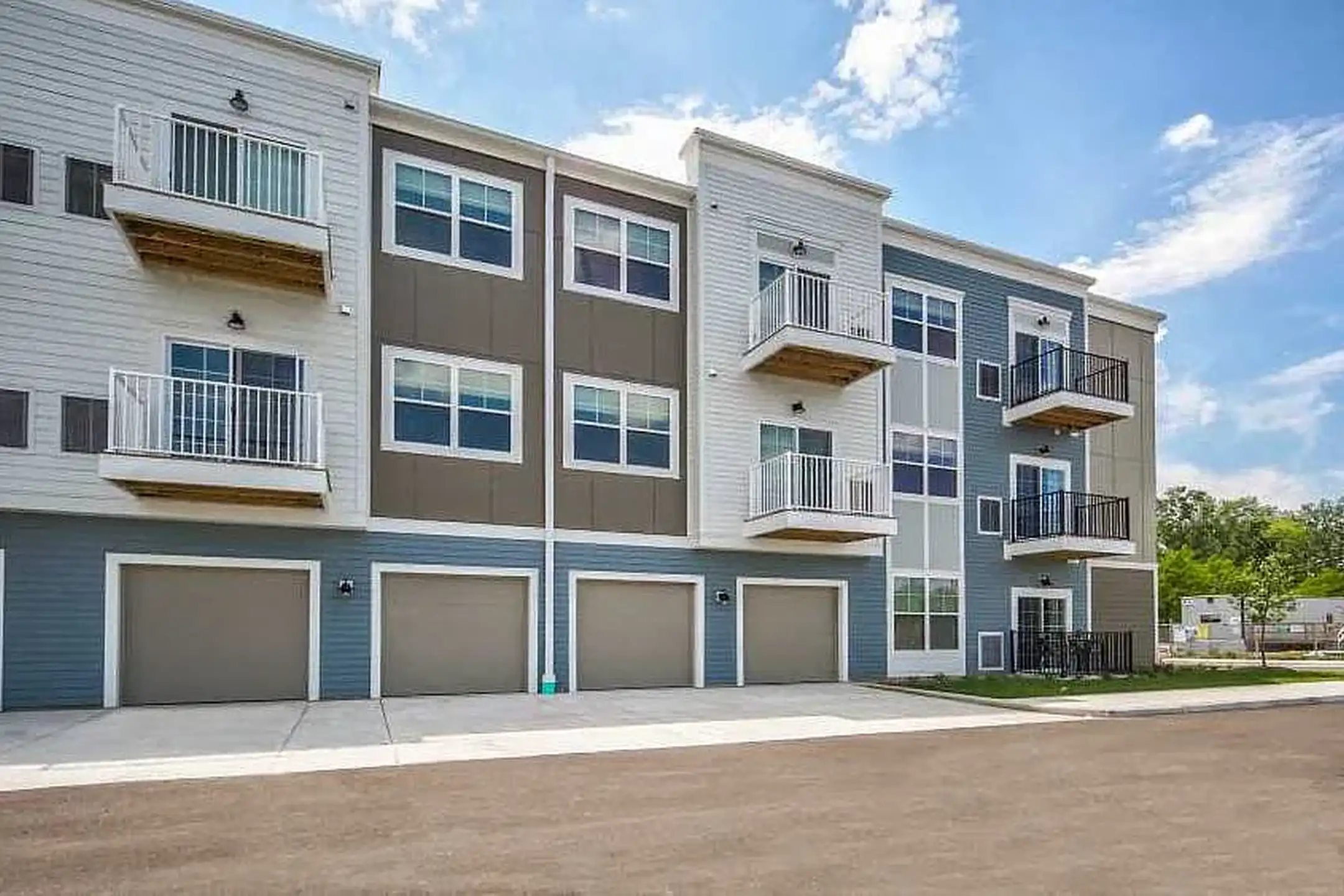 The Promenade at Founders Square - Portage, IN 46368 | ApartmentGuide.com