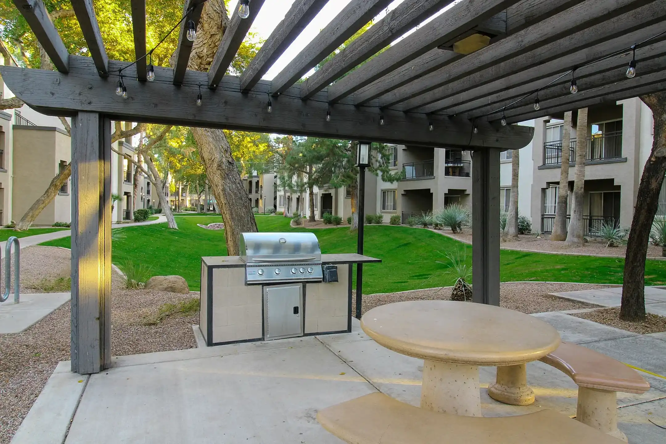 Sky at P83 - Peoria, AZ 85381 | ApartmentGuide.com