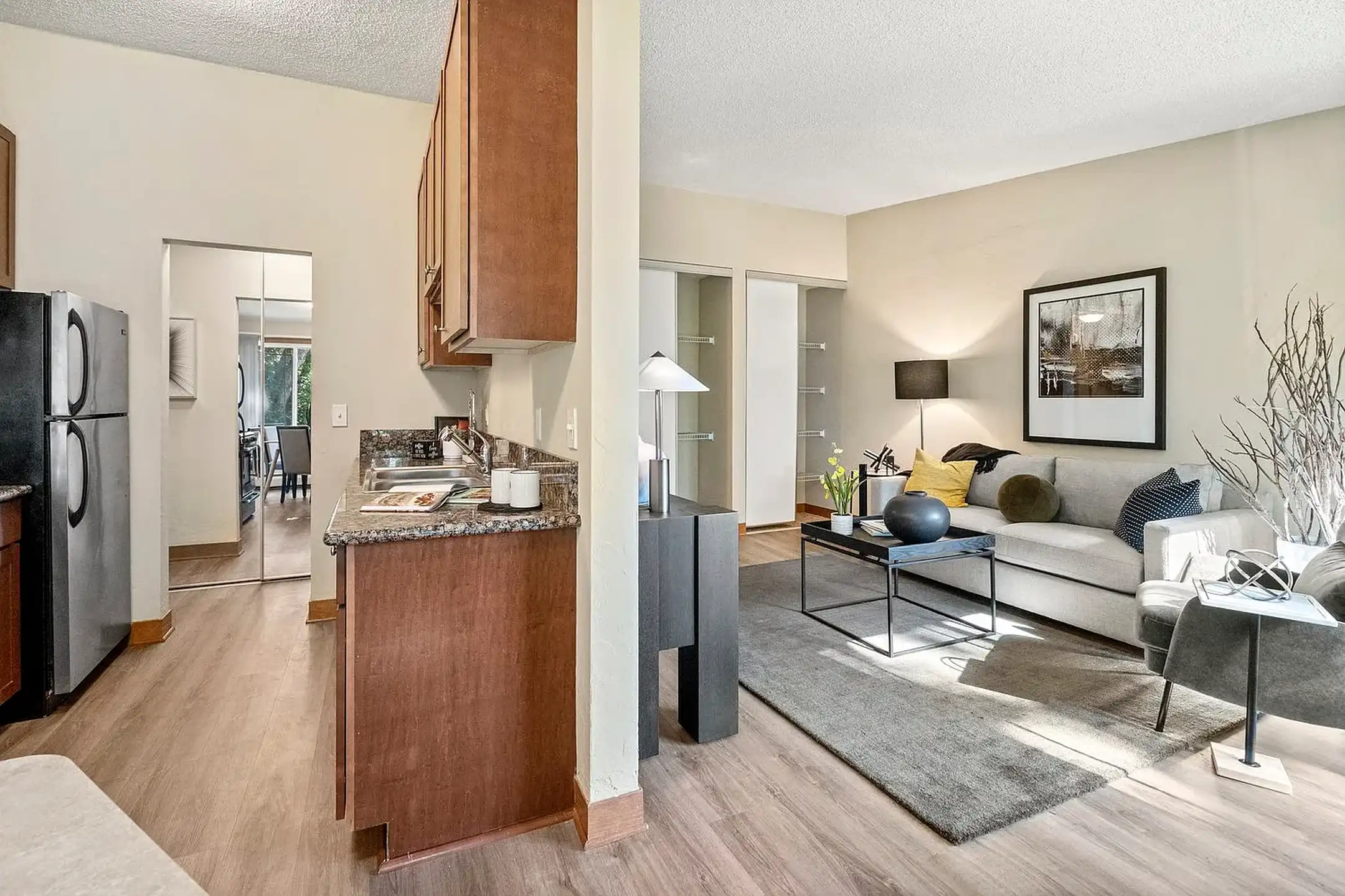 Lake Pointe Apartments - Brooklyn Center, MN 55429 | ApartmentGuide.com