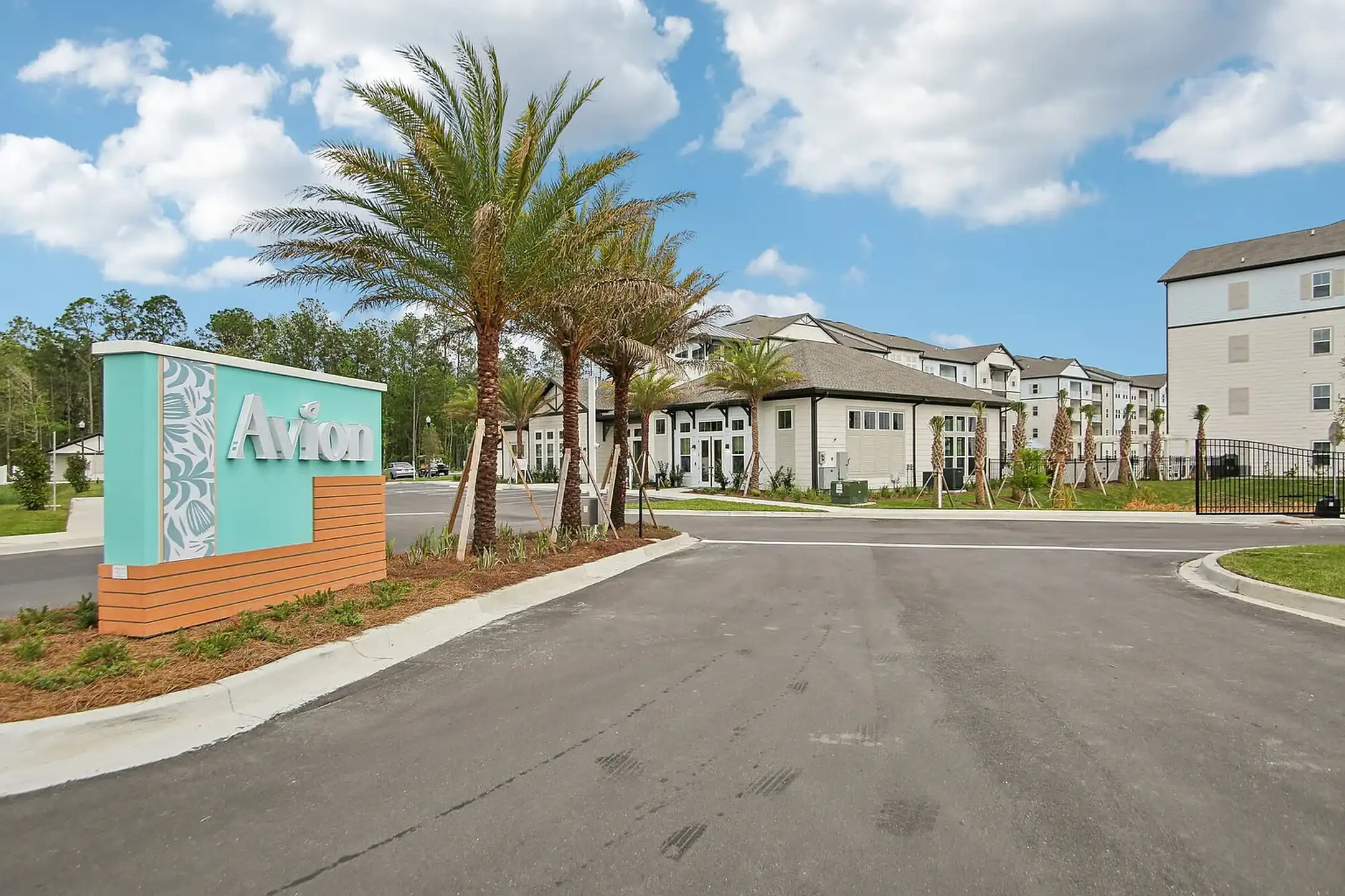 Avion Apartments - Jacksonville, FL 32218 | ApartmentGuide.com