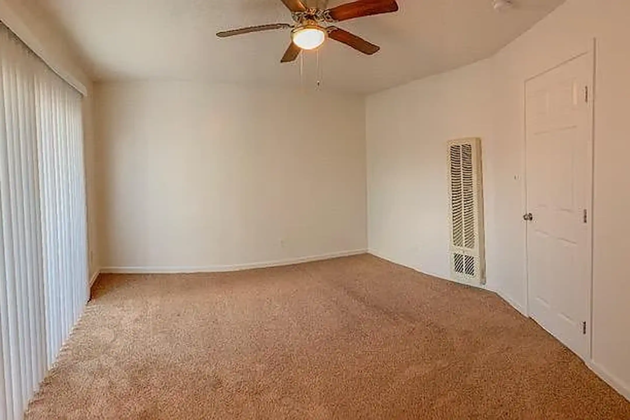 Hillcrest Apartments - Carmichael, CA 95608 | ApartmentGuide.com