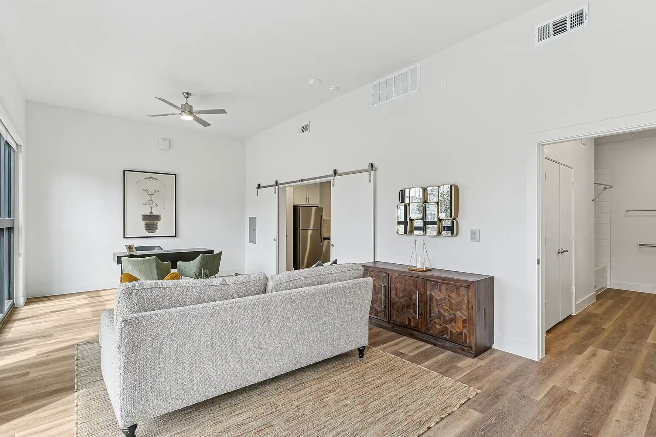 Heritage McKinney Square - McKinney, TX 75069 | ApartmentGuide.com