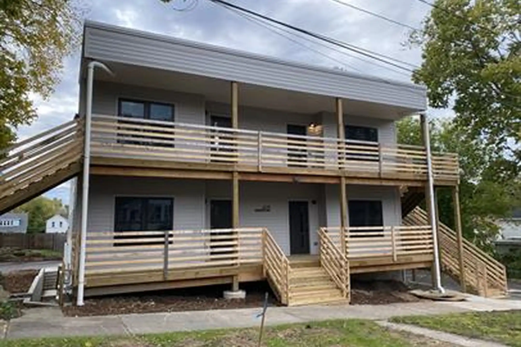 619 Emerald Ave NE unit 5 - Grand Rapids, MI 49503 | ApartmentGuide.com