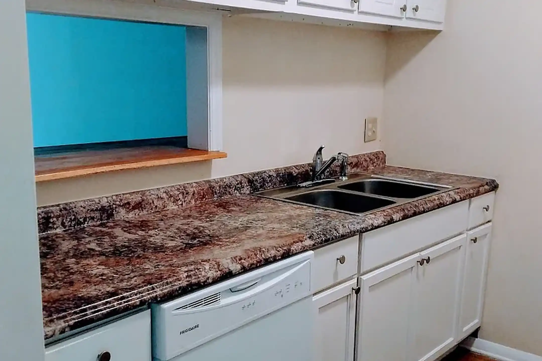 Suffolk Place Apartments - High Point, NC 27265 | ApartmentGuide.com