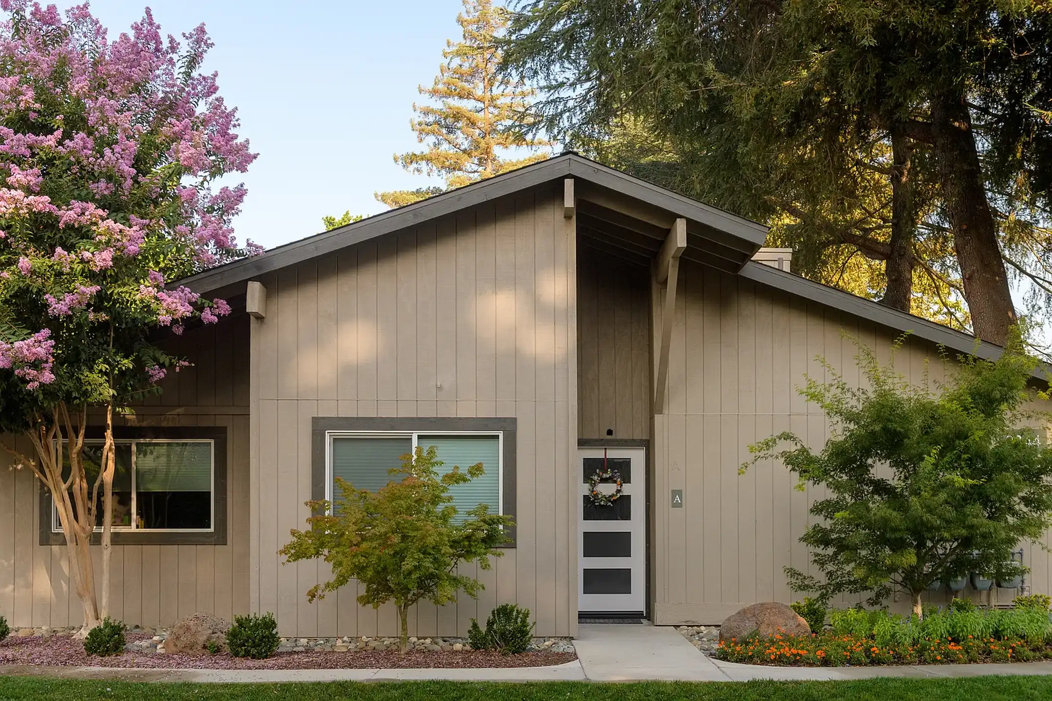 American River Commons - Sacramento, CA 95825 | ApartmentGuide.com