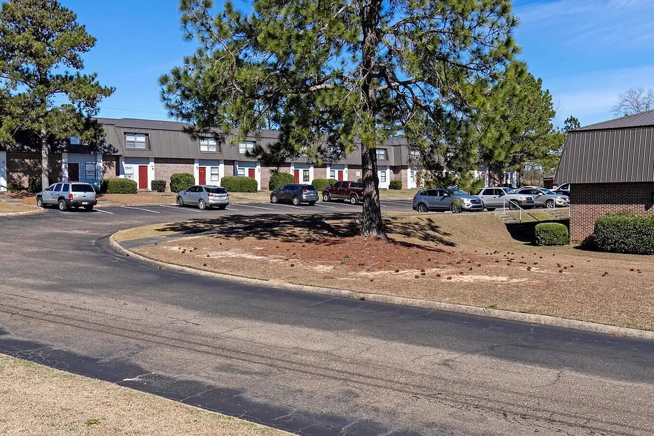 Dixon Heights - Andalusia, AL 36421 | ApartmentGuide.com