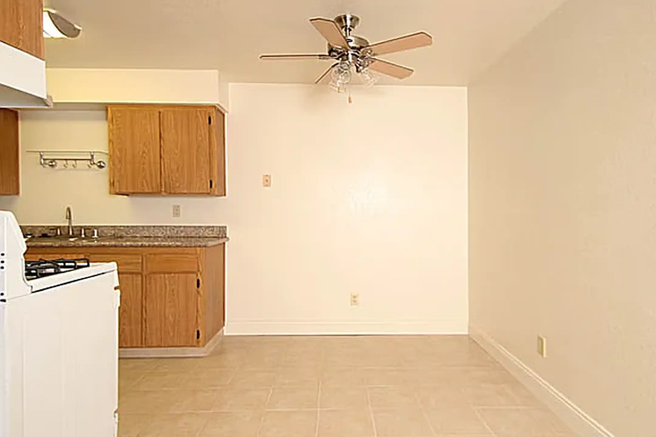 3581 - 3585 N. Parkway Drive - Fresno, CA 93722 | ApartmentGuide.com