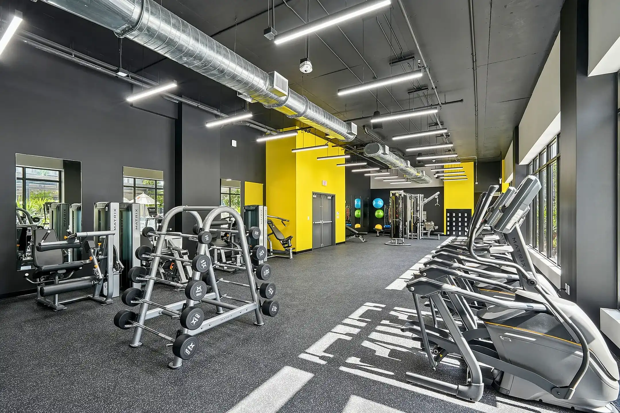 Metro Parc - Hialeah, FL 33013 | ApartmentGuide.com