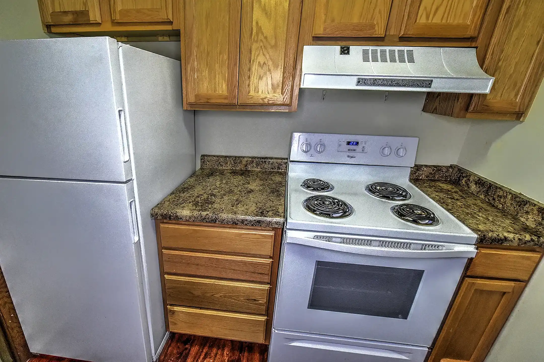 Highland Manor Apartments - East Pittsburgh, PA 15112 | ApartmentGuide.com