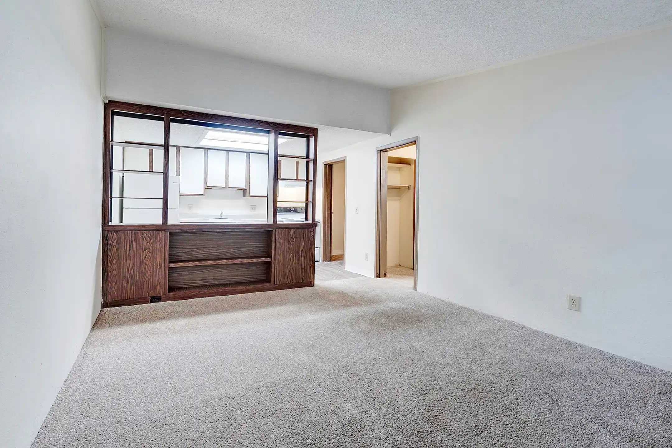 Heathmoore - Indianapolis - Indianapolis, IN 46237 | ApartmentGuide.com