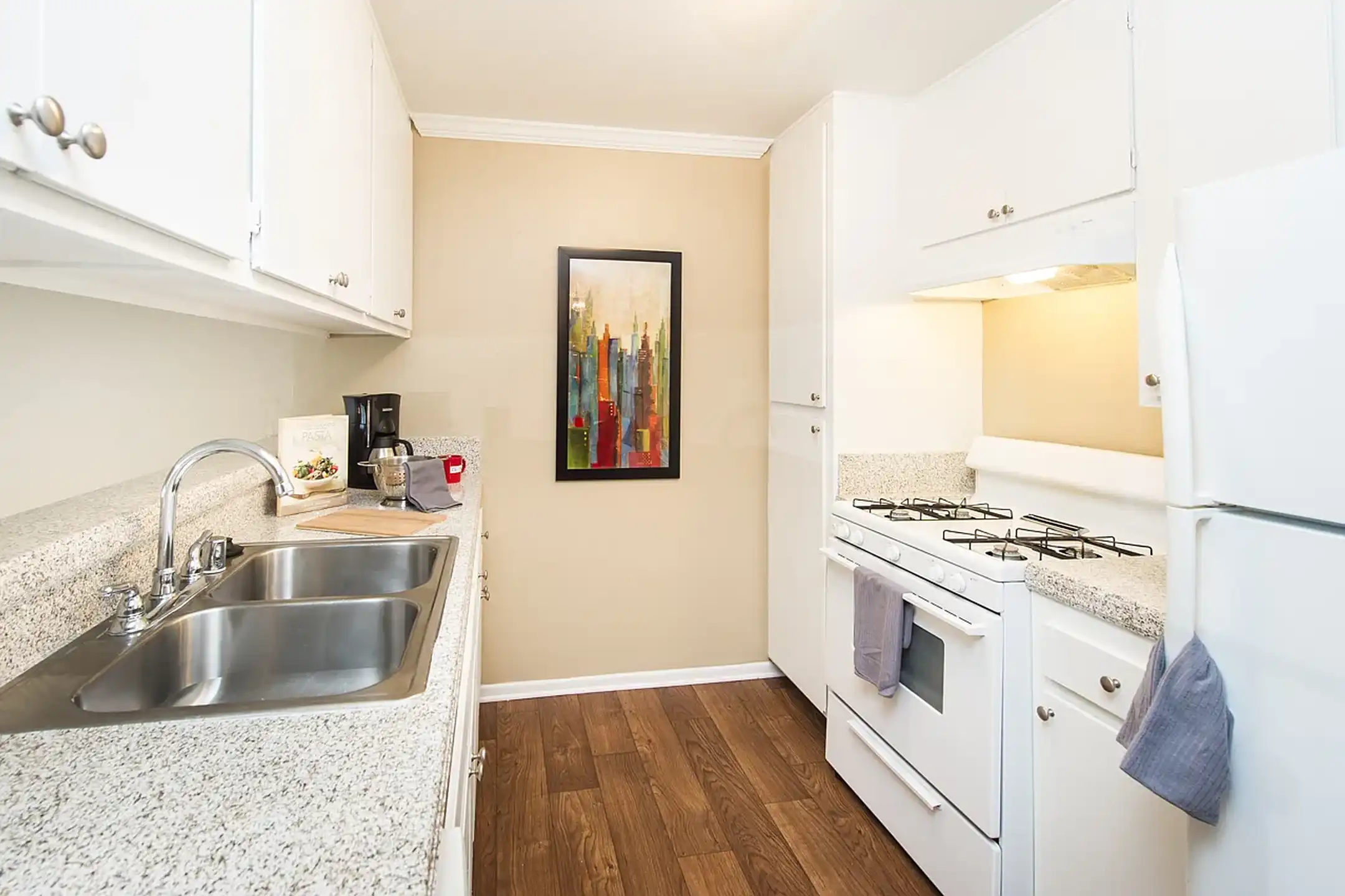 Windwood Apartments - West Covina, CA 91792 | ApartmentGuide.com