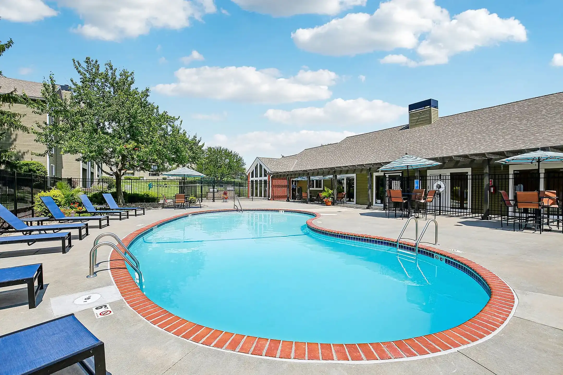 Aspen Lodge - Overland Park, KS 66204 | ApartmentGuide.com