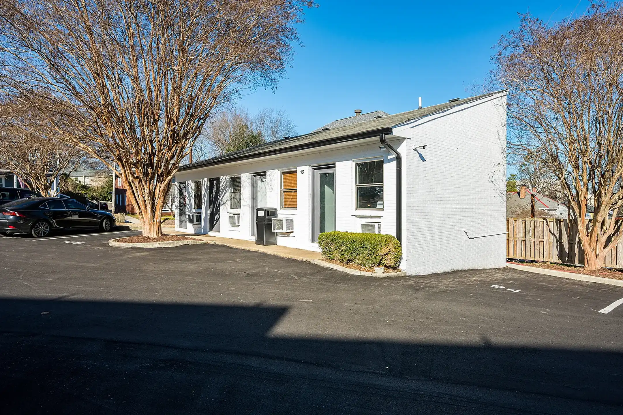 Pullen Apartments - Raleigh, NC 27605 | ApartmentGuide.com