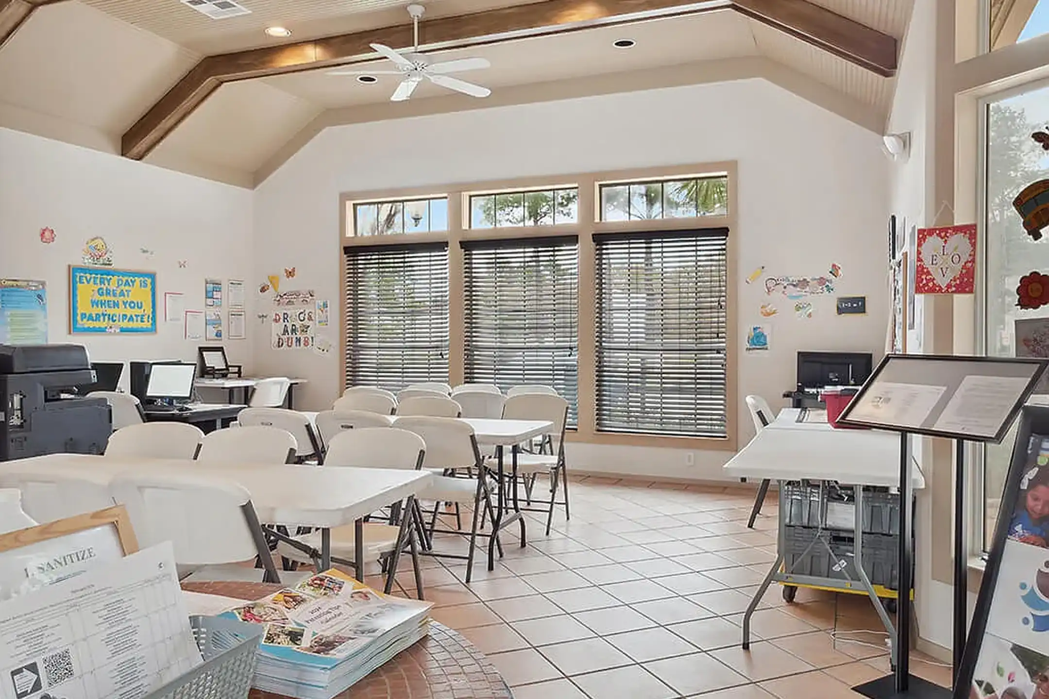 Tidwell Estates Apartments - Houston, TX 77091 | ApartmentGuide.com
