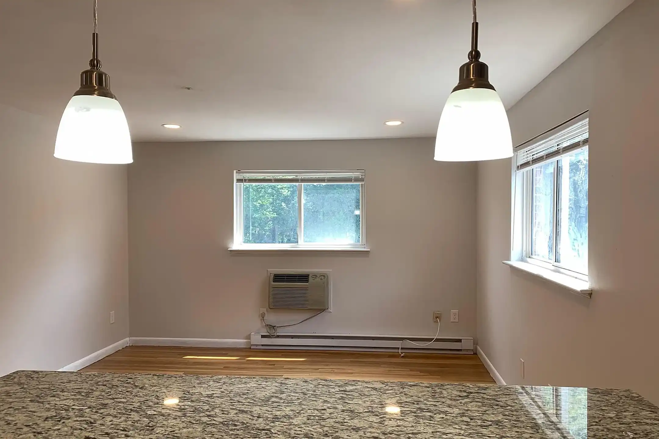 Reed Street Apartments - Randolph, MA 02368 | ApartmentGuide.com