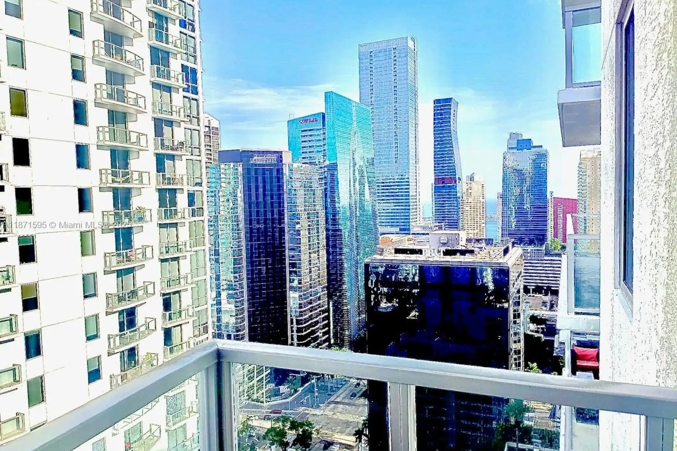 1050 Brickell Ave #2808 - Miami, FL 33131 | ApartmentGuide.com