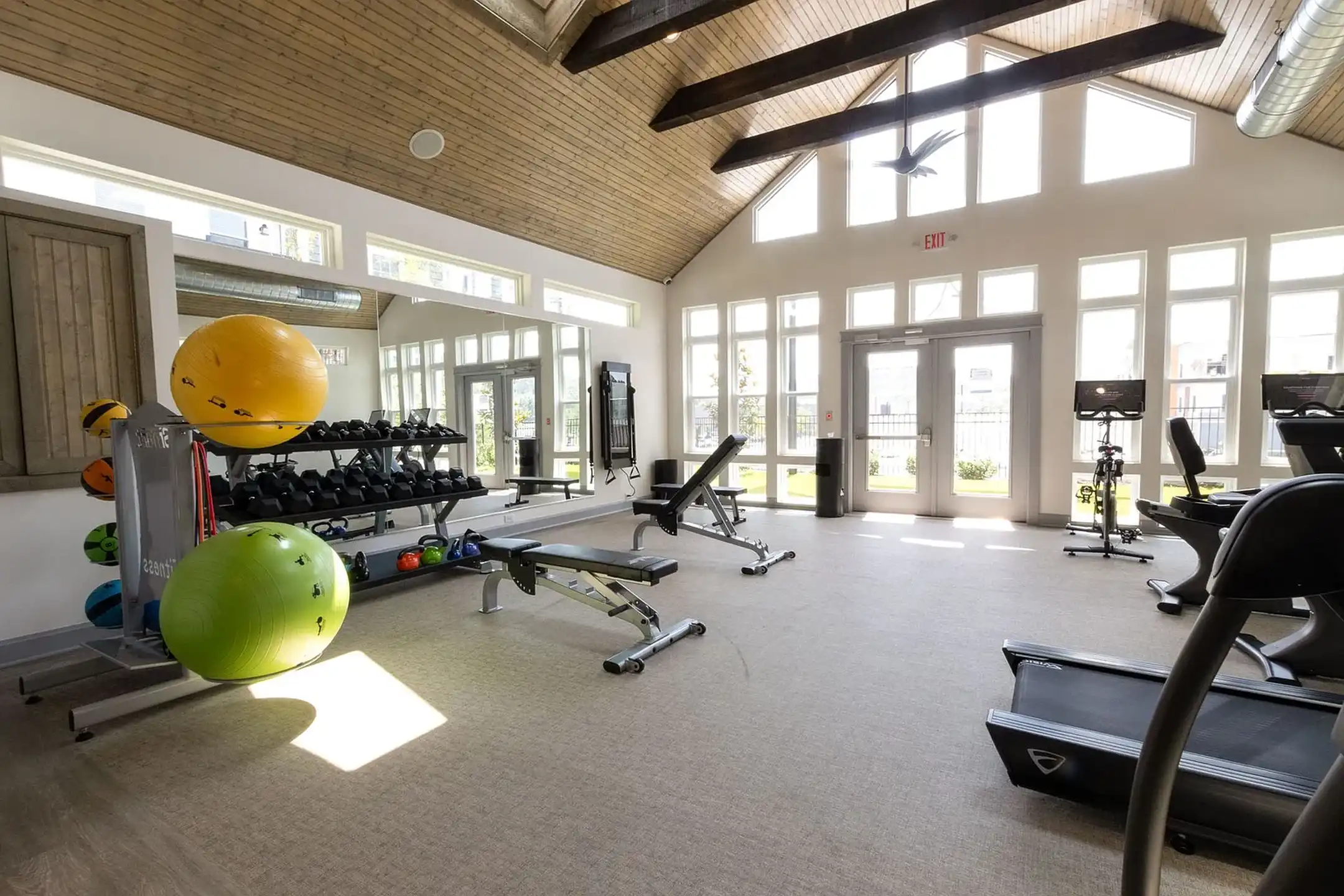 The Residences at Quarry Walk - Oxford, CT 06478 | ApartmentGuide.com