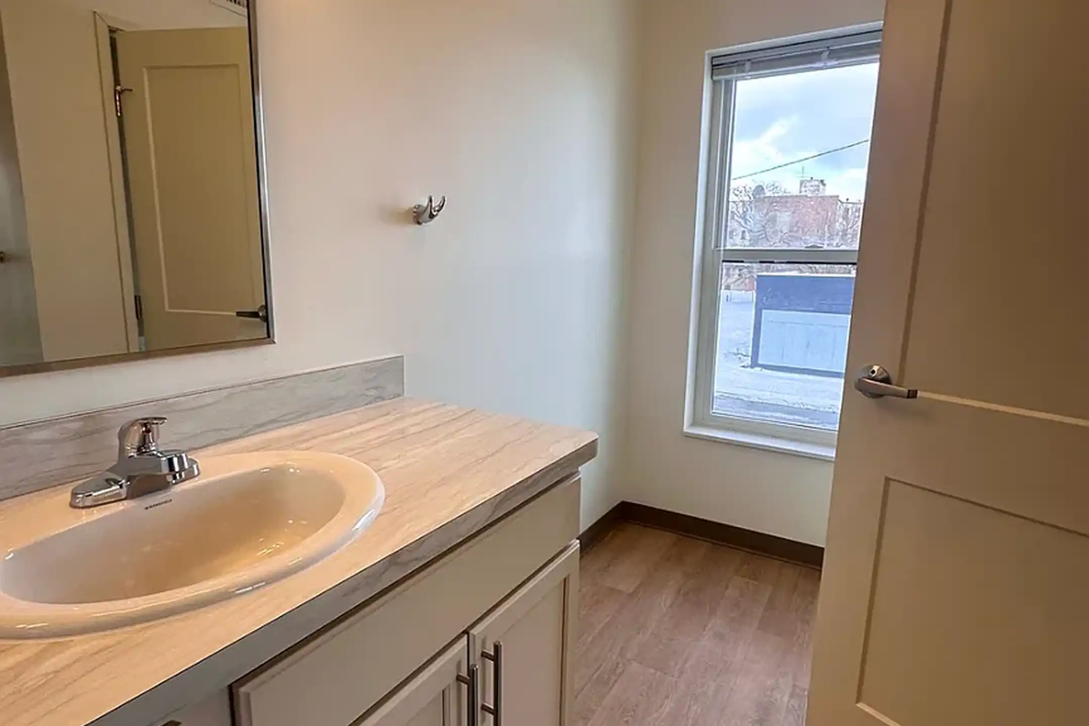 MLK on 2nd - Detroit, MI 48201 | ApartmentGuide.com