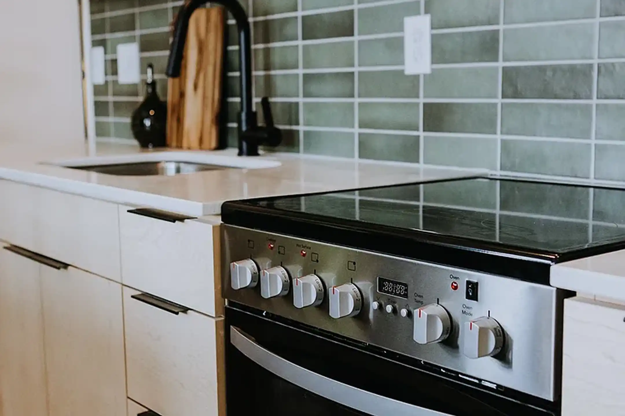 Zenith - Duluth, MN 55802 | ApartmentGuide.com