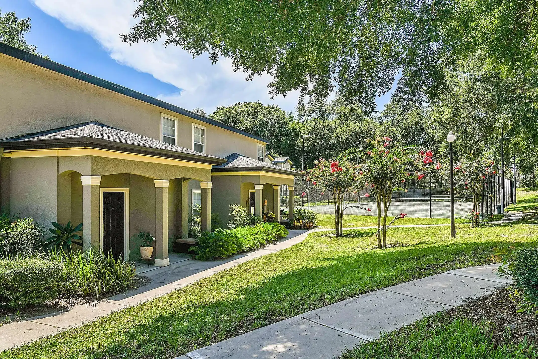 Hawthorne Groves - Orlando, FL 32835 | ApartmentGuide.com