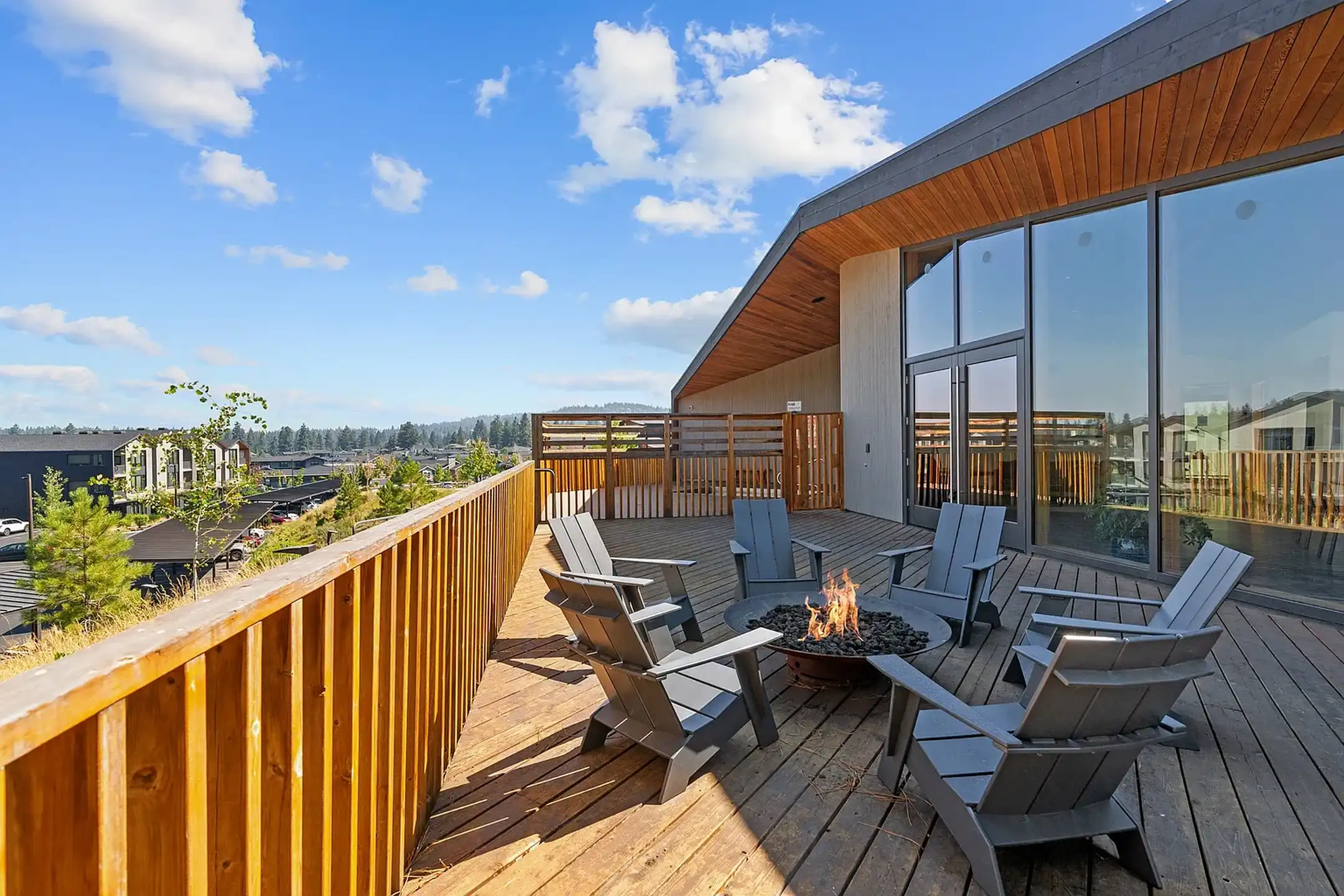 Range Apartments - Bend, OR 97703 | ApartmentGuide.com