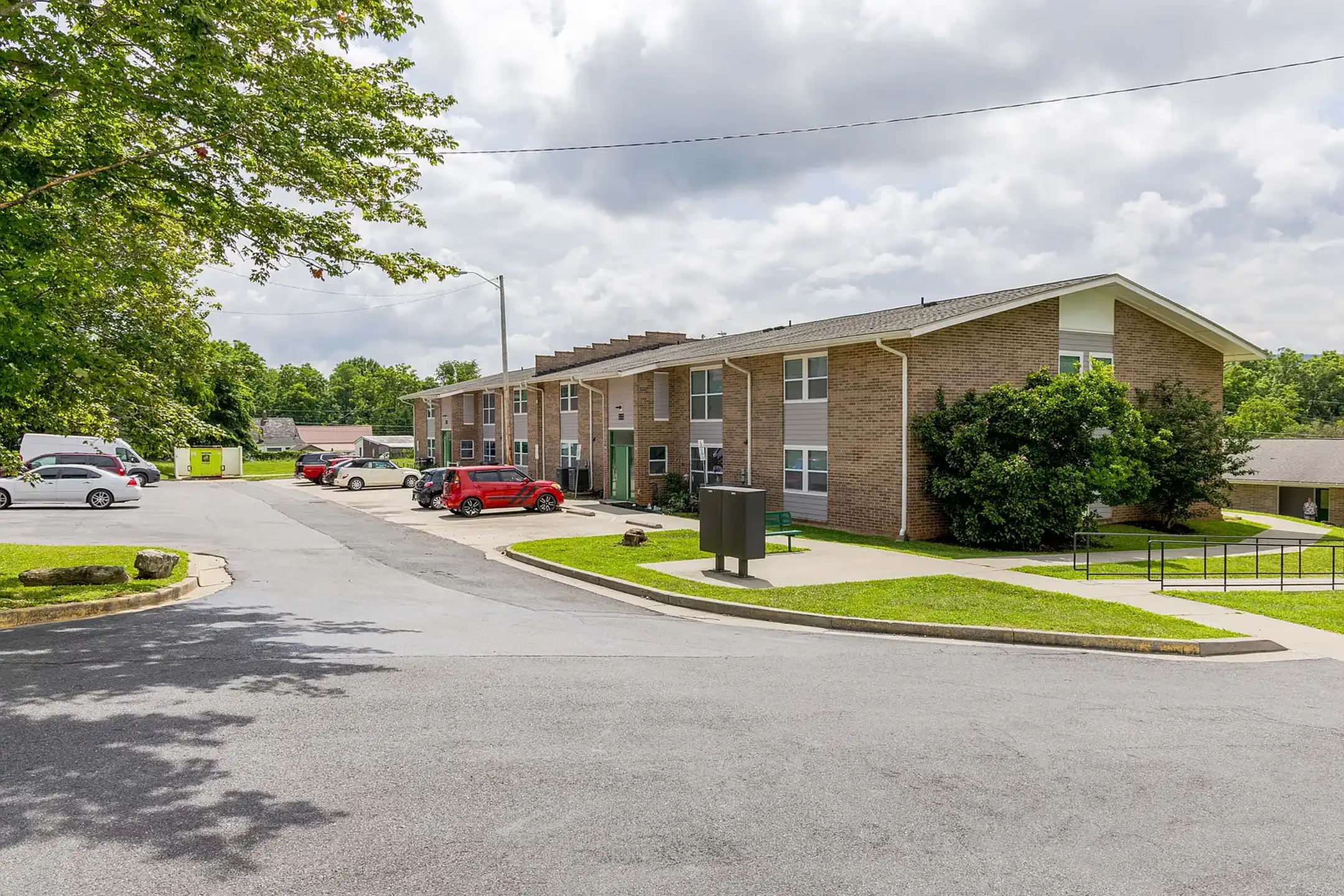 Marion Manor - Marion, VA 24354 | ApartmentGuide.com