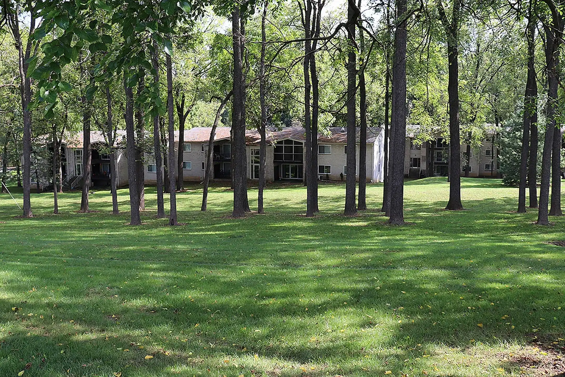 Wynnewood Park Apartments - Wyomissing, PA 19610 | ApartmentGuide.com