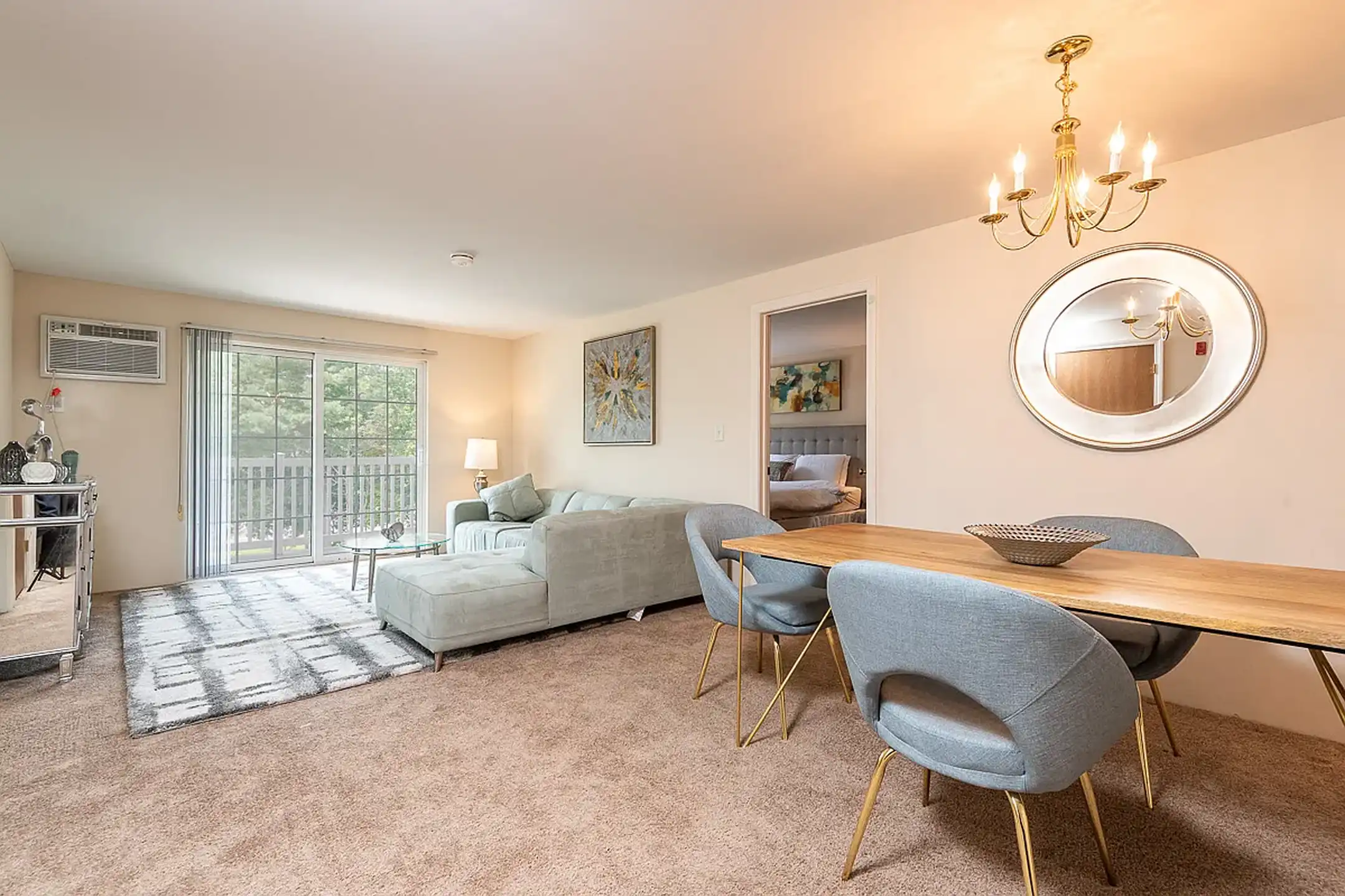 Carlton Oaks - Salem, NH 03079 | ApartmentGuide.com