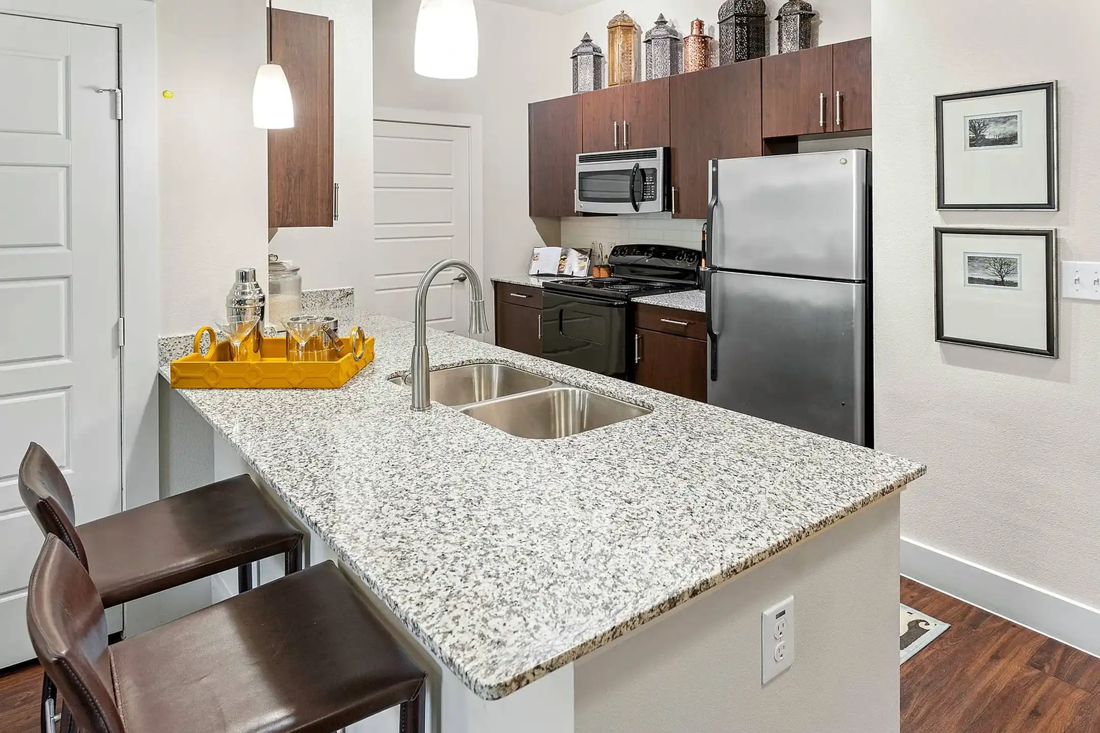 AMLI at Escena - Irving, TX 75039 | ApartmentGuide.com