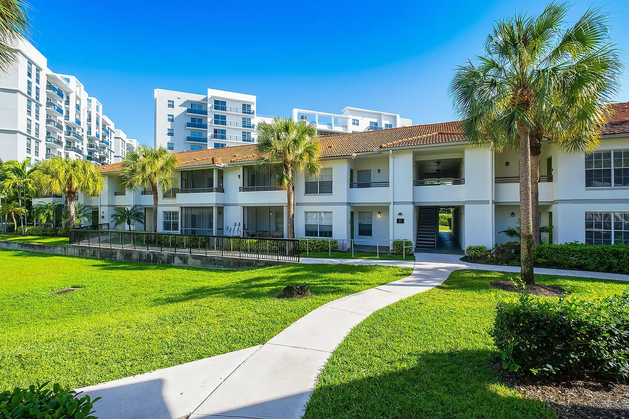 10X Port Royale - Fort Lauderdale, FL 33308 | ApartmentGuide.com