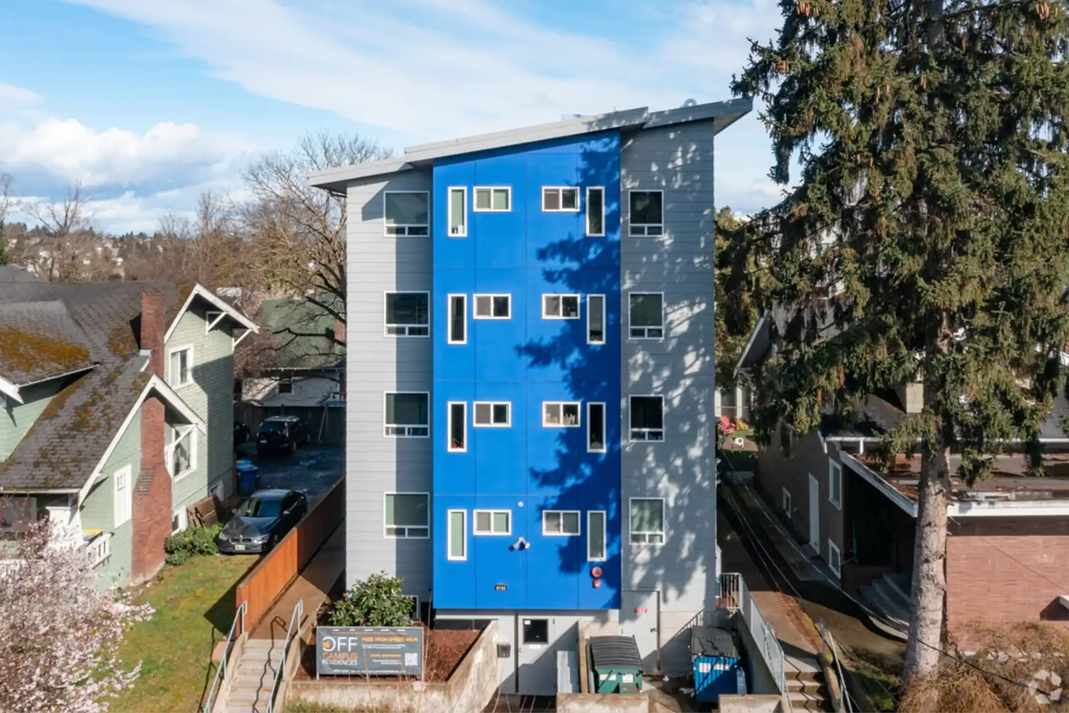 Juno Studios - Seattle, WA 98105 | ApartmentGuide.com