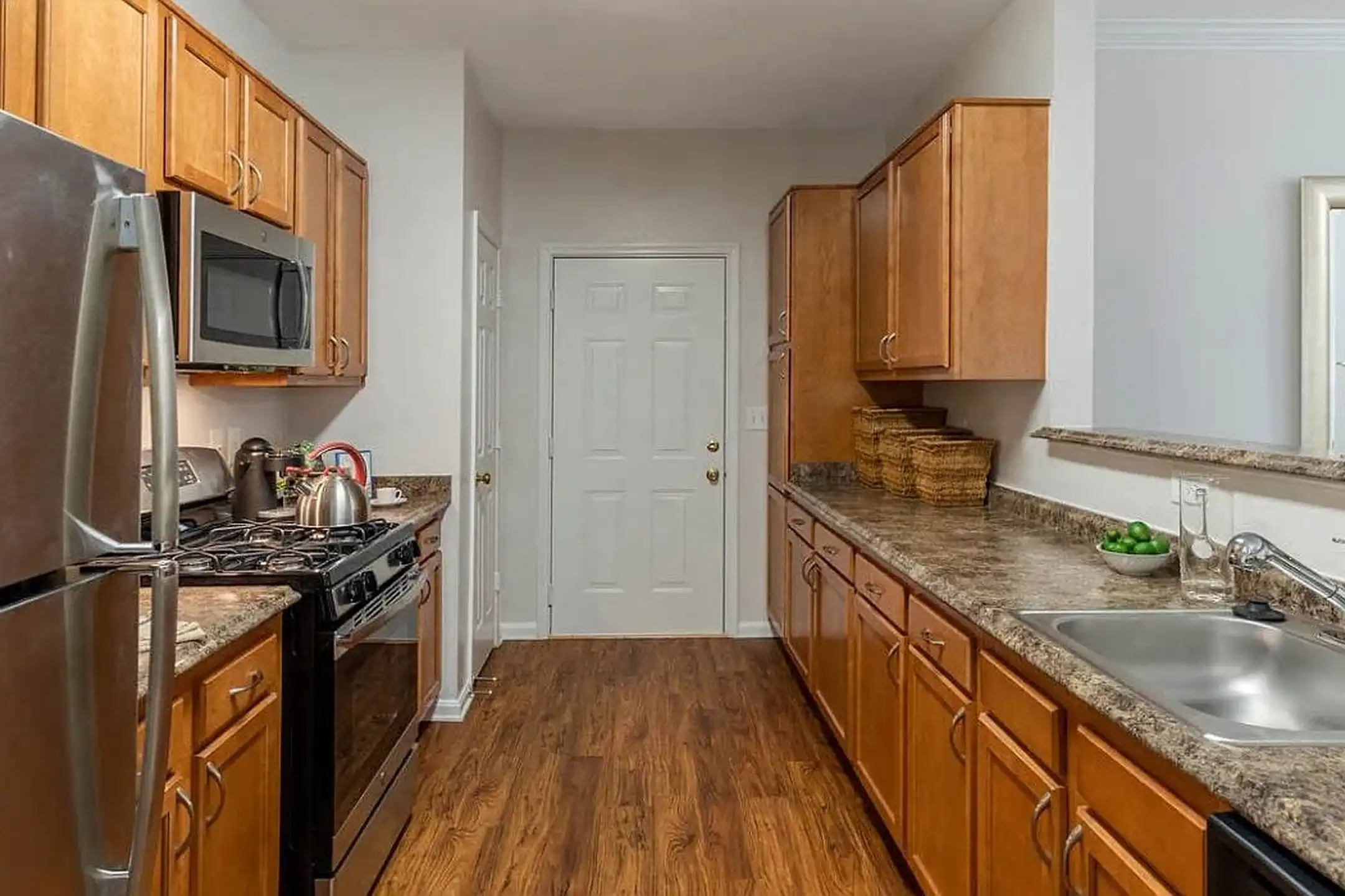 The Morgan Apartment Homes - North Bethesda, MD 20852 | ApartmentGuide.com