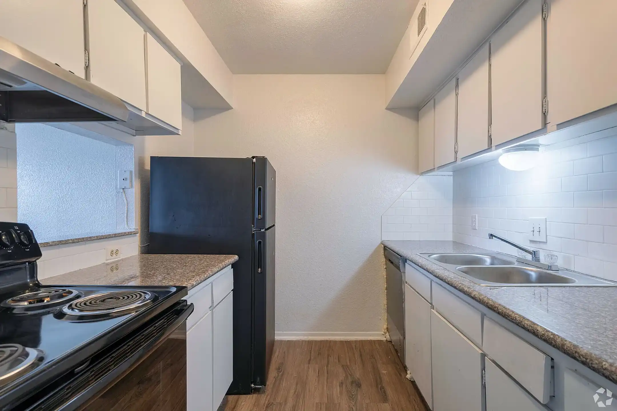 Raintree Apartment Homes - Pasadena, TX 77506 | ApartmentGuide.com