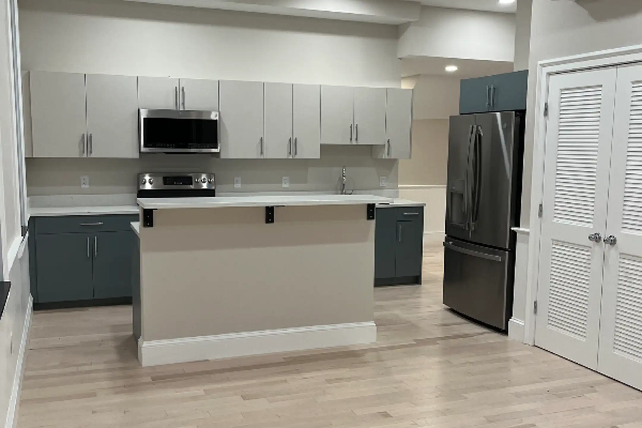 29 Washington St unit 202 - Haverhill, MA 01832 | ApartmentGuide.com