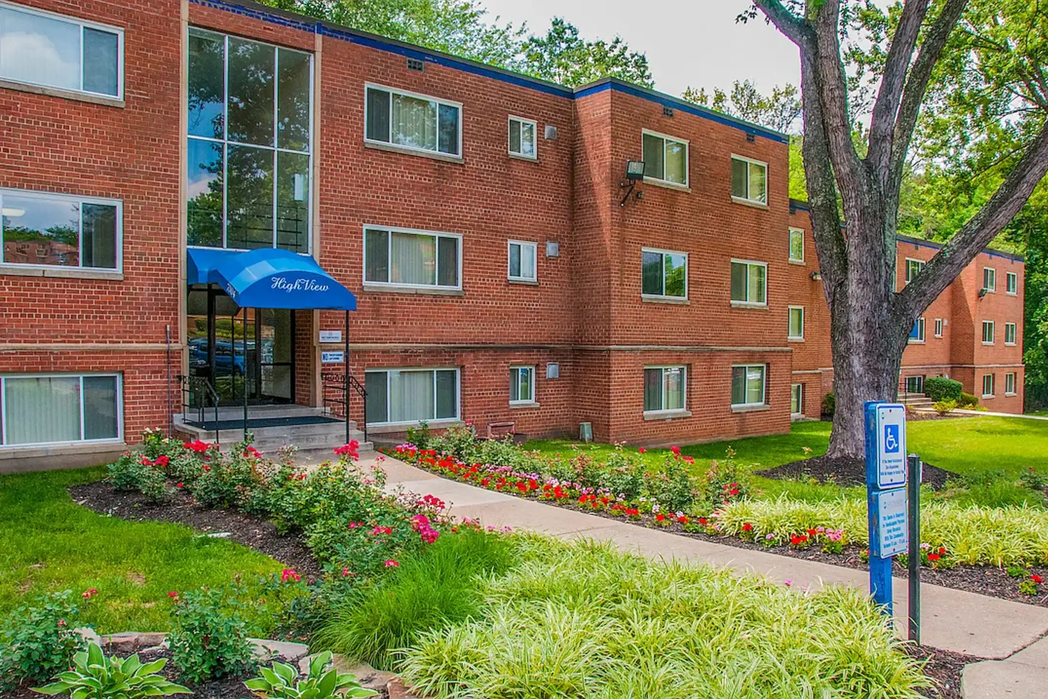 Highview Terrace - Hyattsville, MD 20782 | ApartmentGuide.com