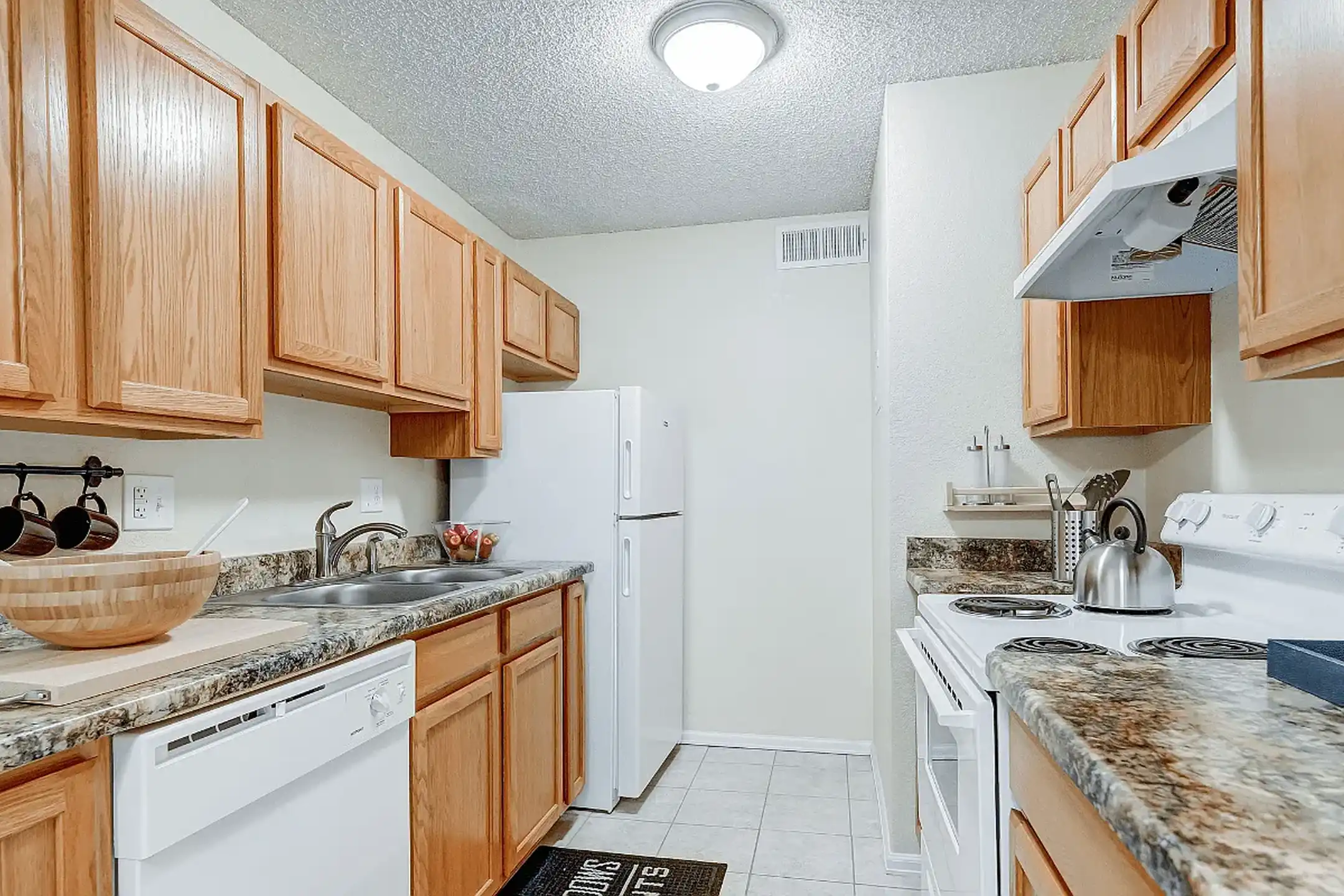 Aurora Meadows - Aurora, CO 80011 | ApartmentGuide.com
