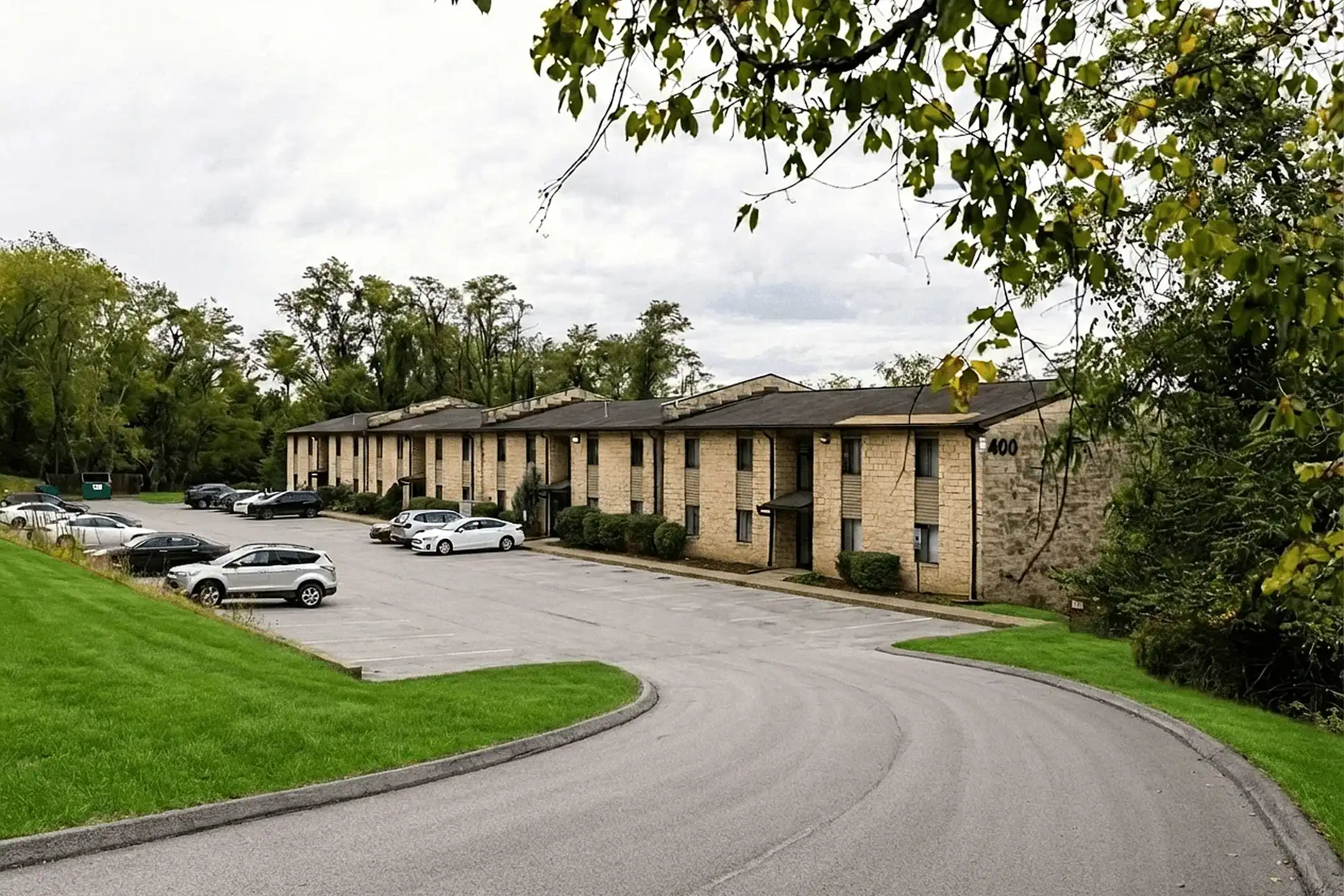 Highland Manor Apartments - East Pittsburgh, PA 15112 | ApartmentGuide.com