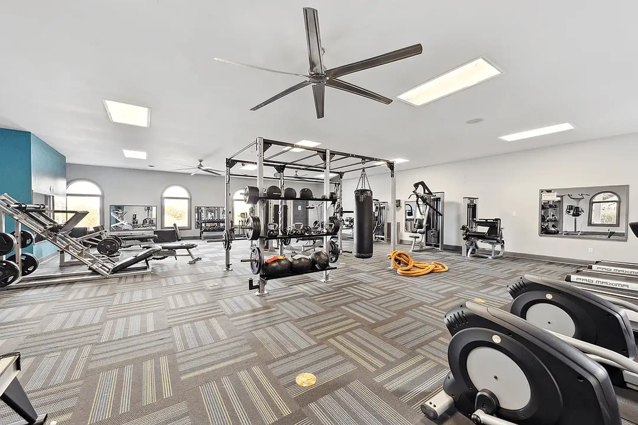 Forest Ridge Apartments - Knoxville, TN 37931 | ApartmentGuide.com