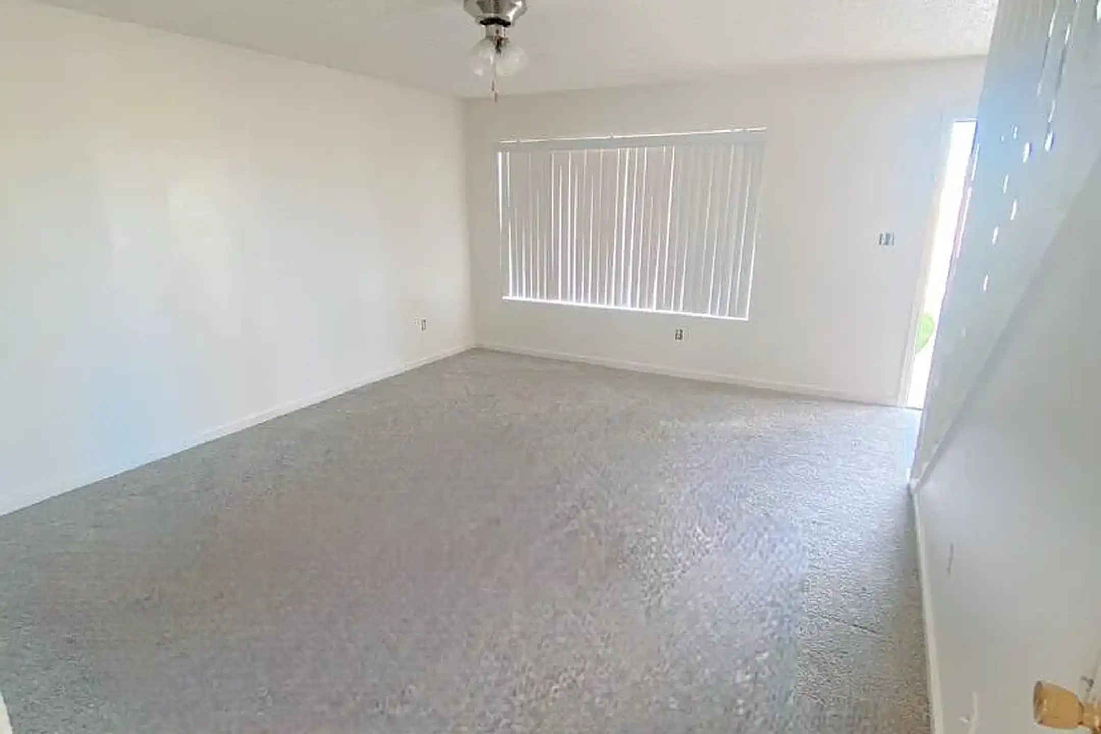 Springview Apartments - Bakersfield, CA 93309 | ApartmentGuide.com