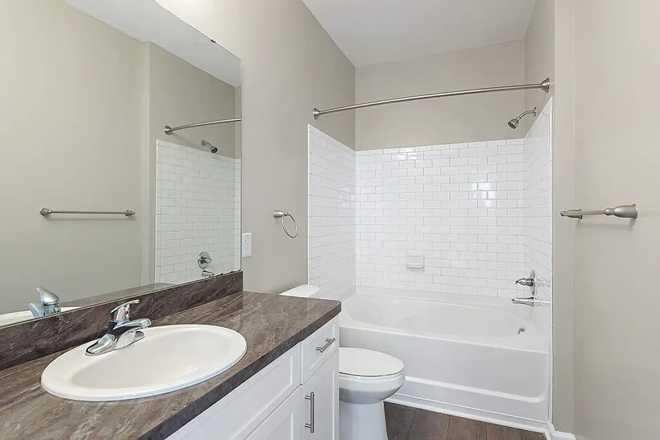 Falls Pointe at the Park Apartments - Durham, NC 27713 | ApartmentGuide.com