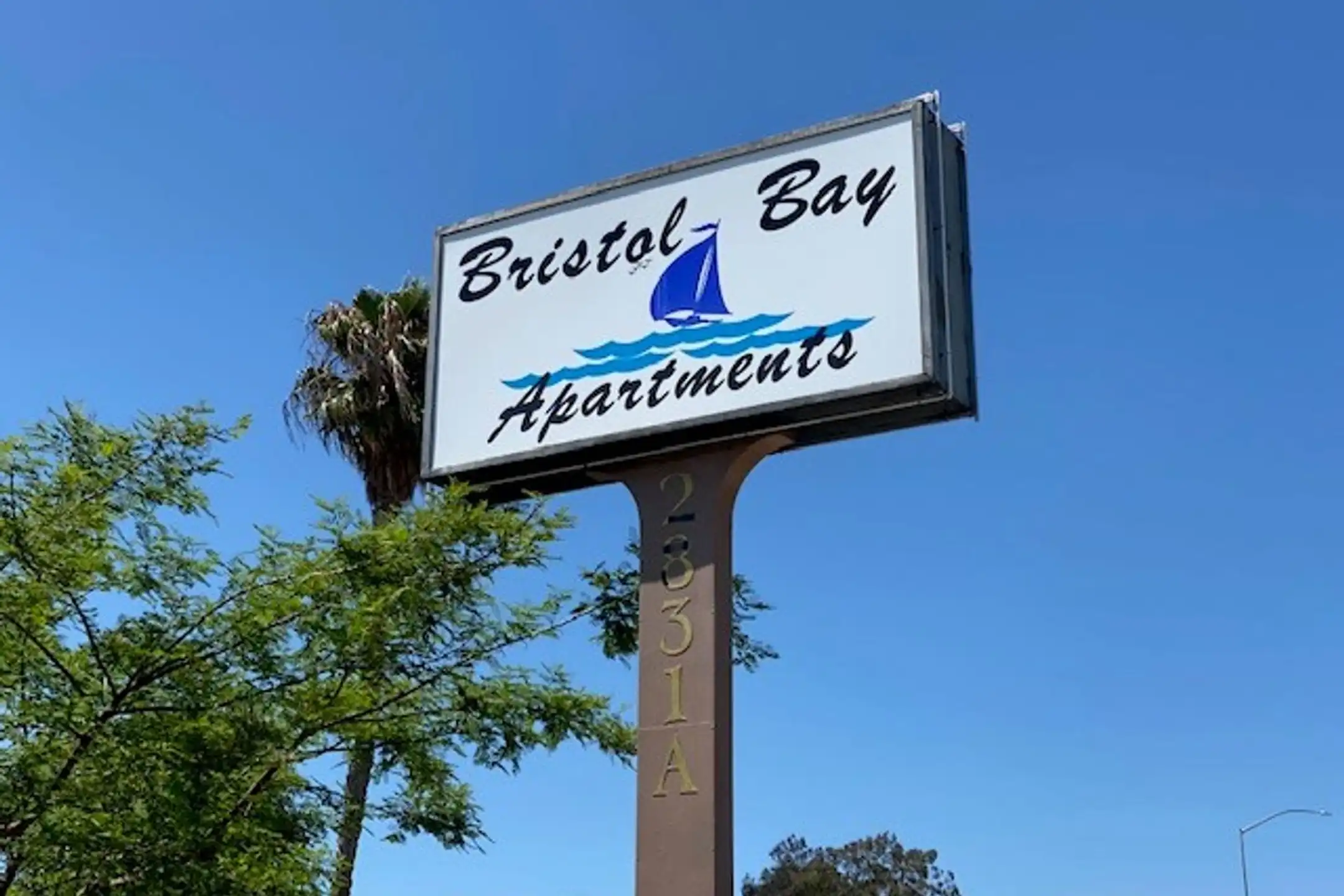 2831 Bristol St unit 104 - Costa Mesa, CA 92626 | ApartmentGuide.com