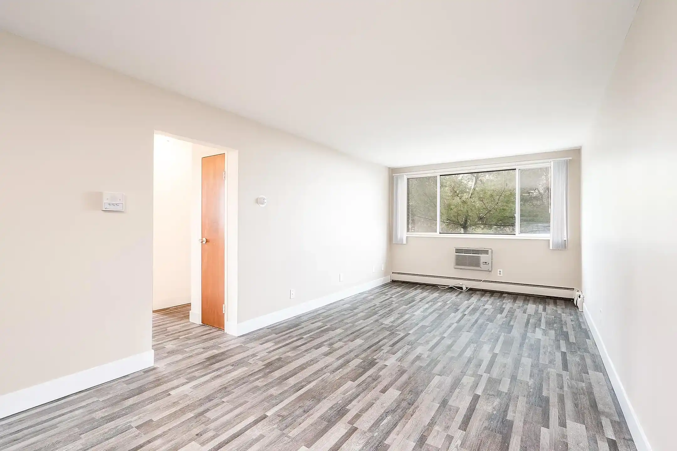 RIVERSIDE FLATS - Minneapolis, MN 55406 | ApartmentGuide.com