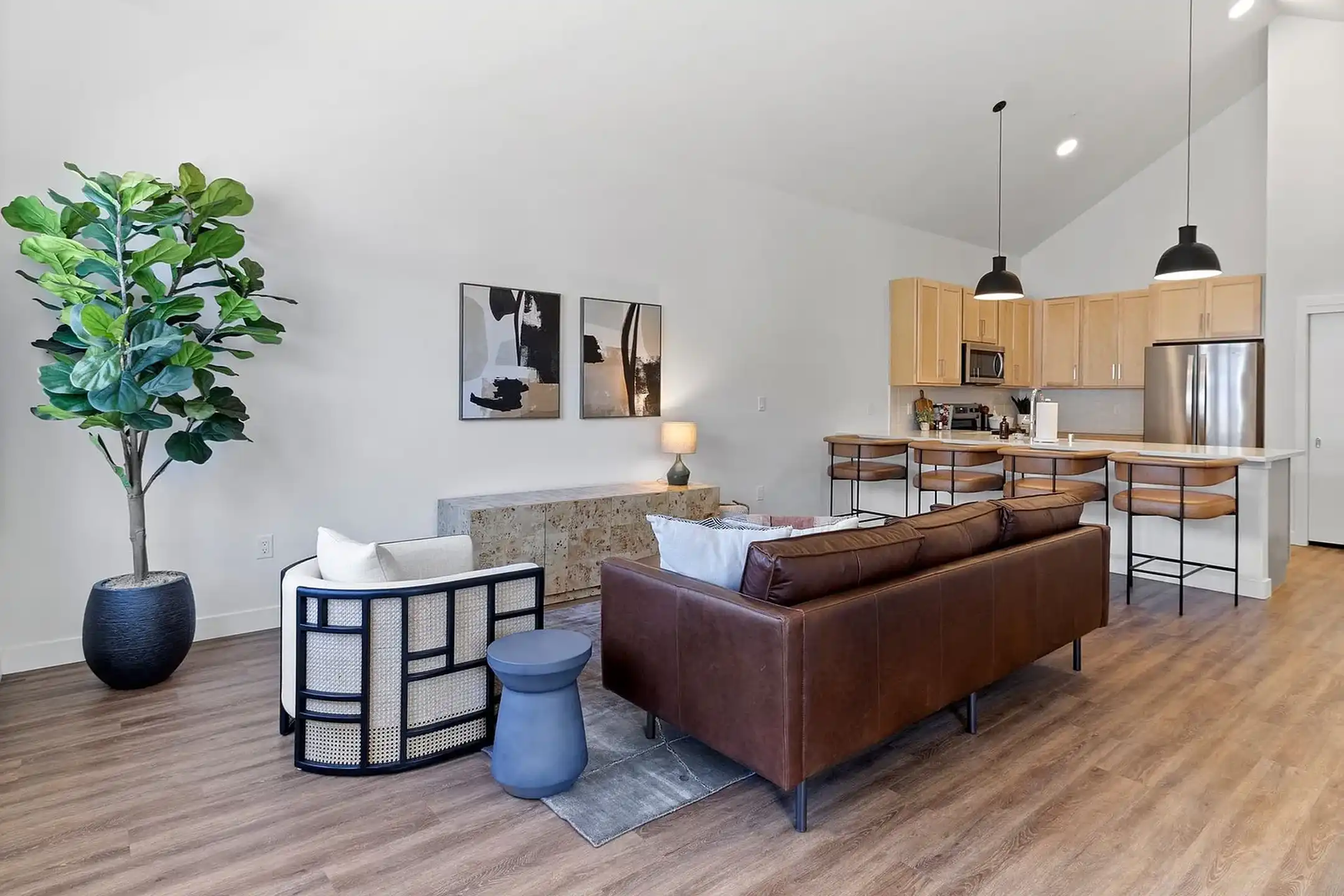 The Emree - West Bend, WI 53095 | ApartmentGuide.com