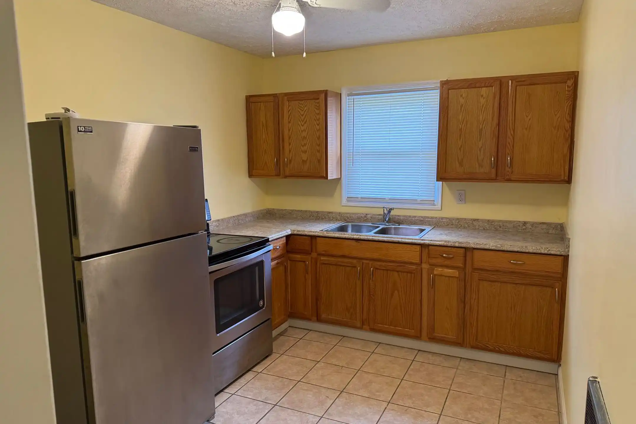 3411 W Walnut St unit 3 - Johnson City, TN 37604 | ApartmentGuide.com