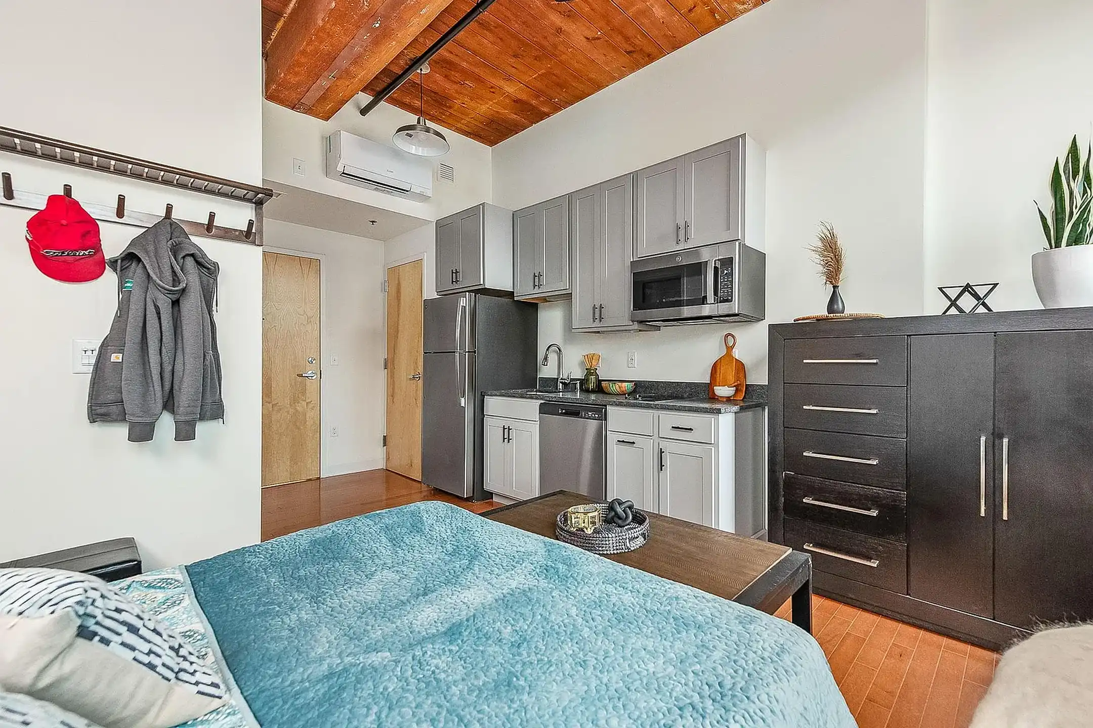 Stevens Mill - Franklin, NH 03235 | ApartmentGuide.com