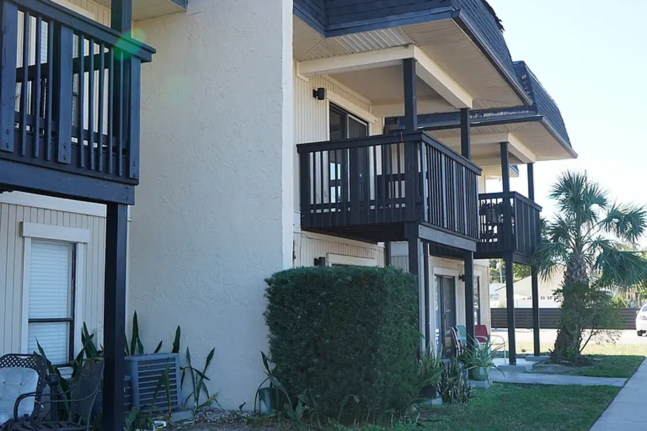 Royal Bay Apartments - Orlando, FL 32822 | ApartmentGuide.com