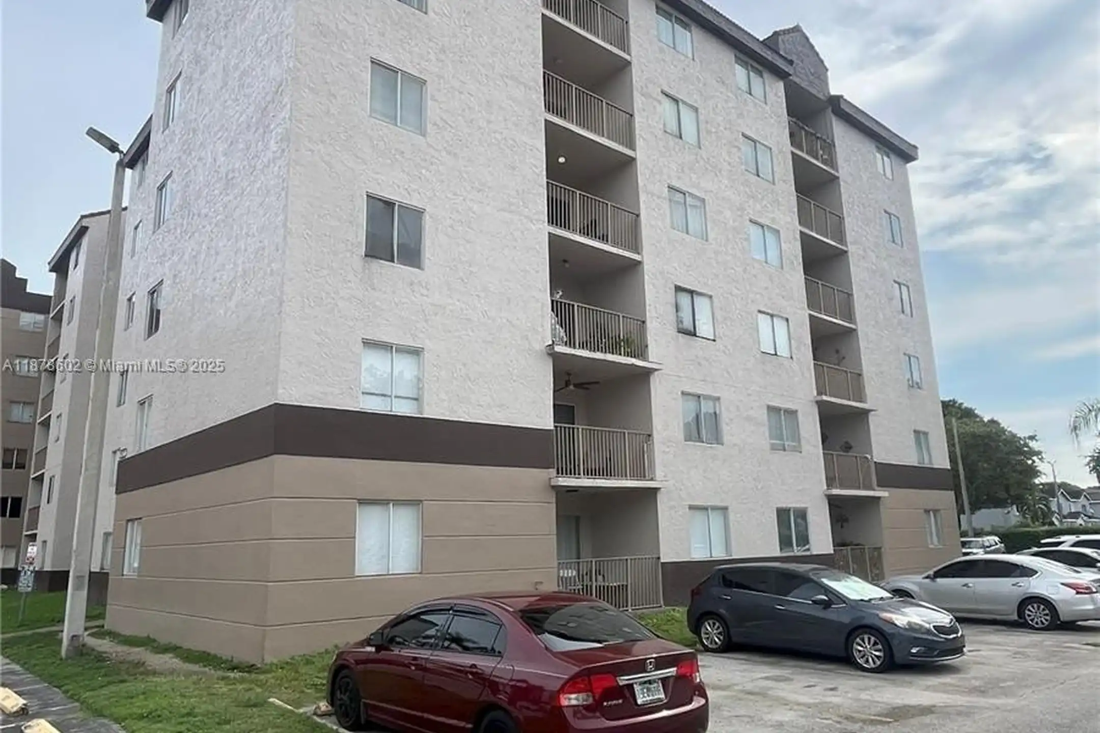 15221 SW 80th St #312 - Miami, FL 33193 | ApartmentGuide.com