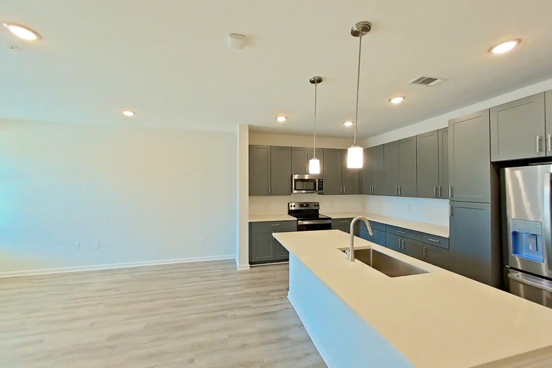 Reverie Belmont - Belmont, NC 28012 | ApartmentGuide.com